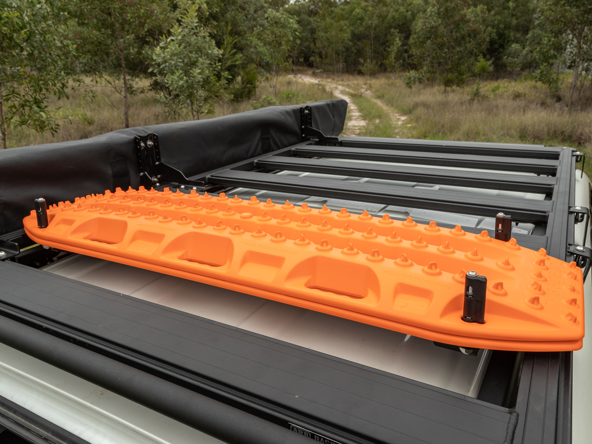 Stealth Folding Maxtrax Mounts to suit ARB BASE Rack