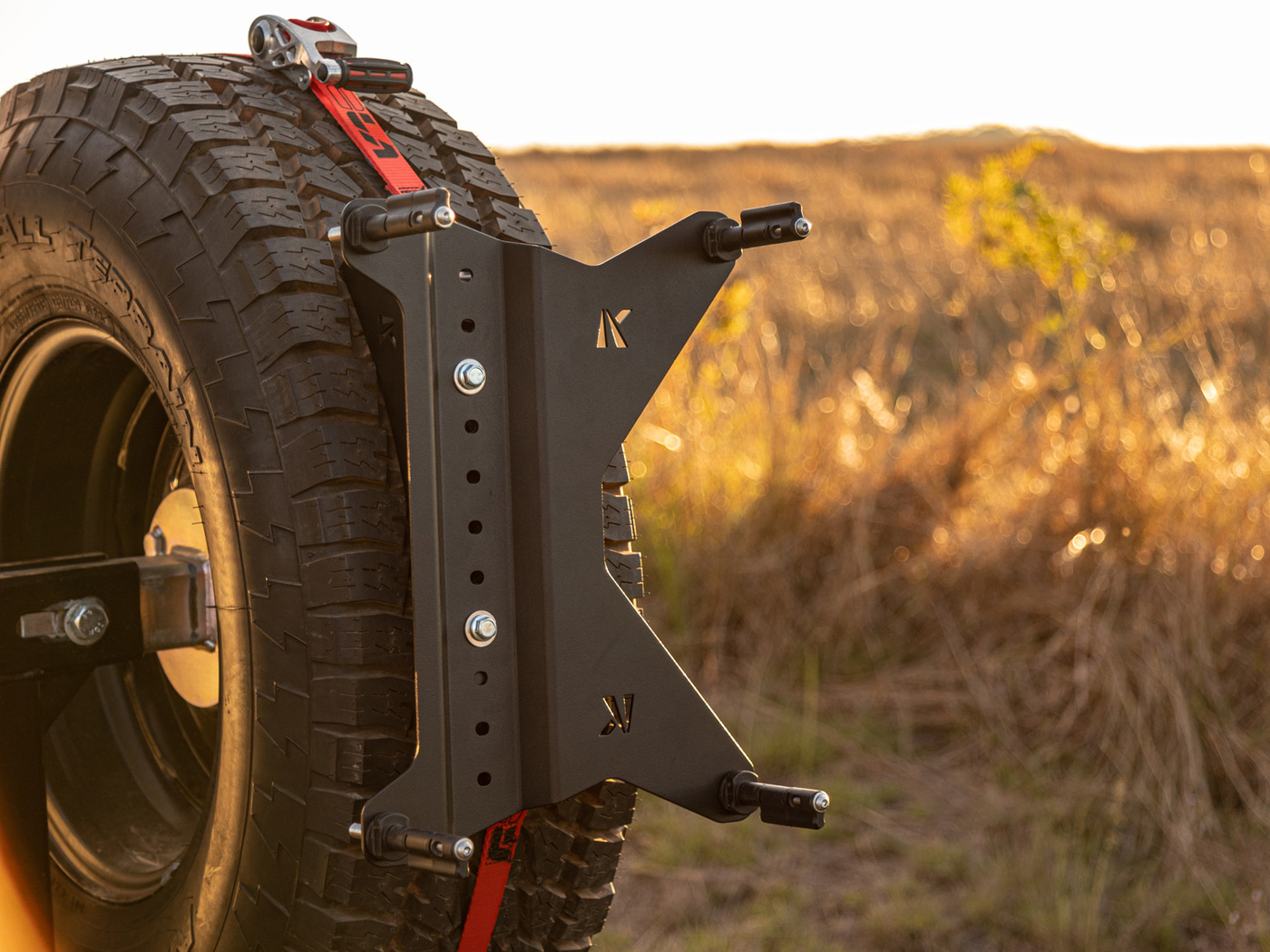 Out-Back Maxtrax Mini Mount with Spare Tyre Mount