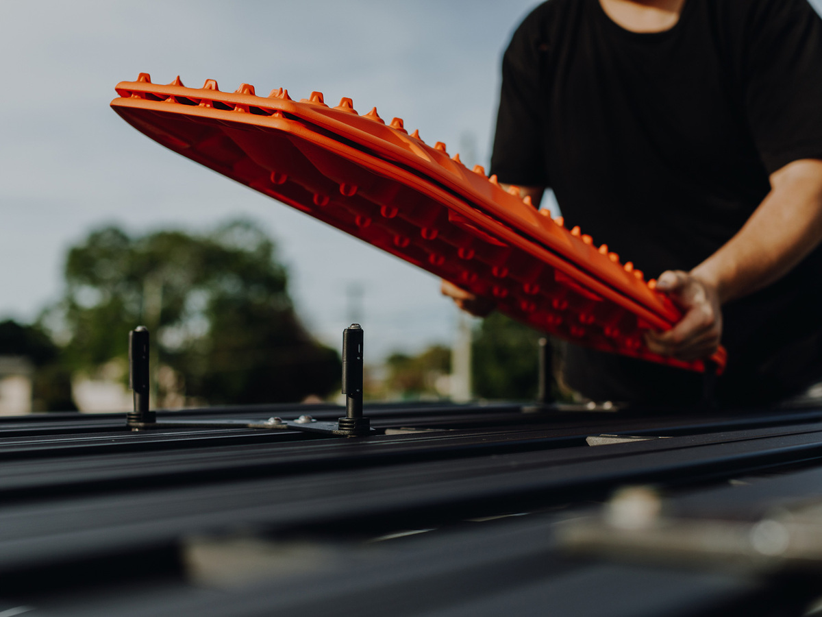 Flush MAXTRAX Mounting Brackets for Rhino-Rack Pioneer Platform – WITH ...